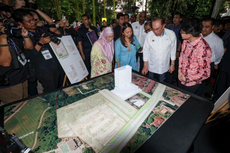 Isu 44 tahun selesai, Anwar wajar diberi penggal kedua - Hannah - Kosmo ...