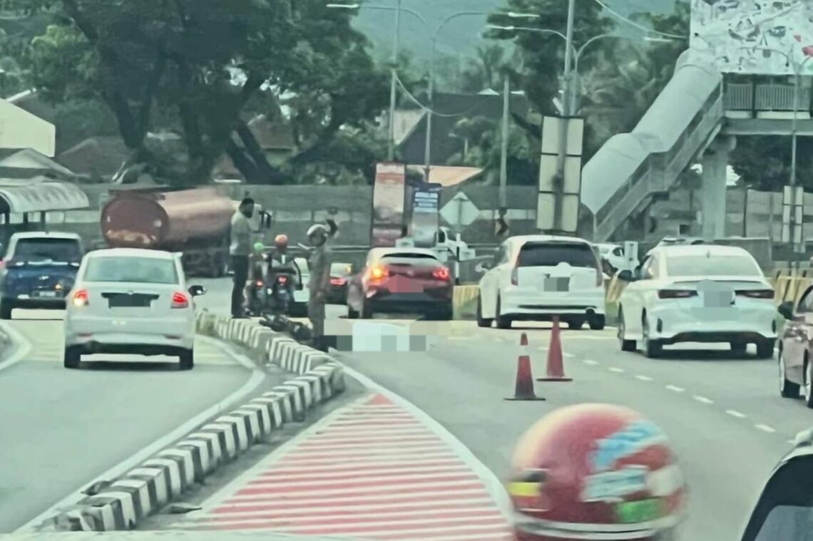 Penunggang motosikal maut digilis lori tangki - Kosmo Digital