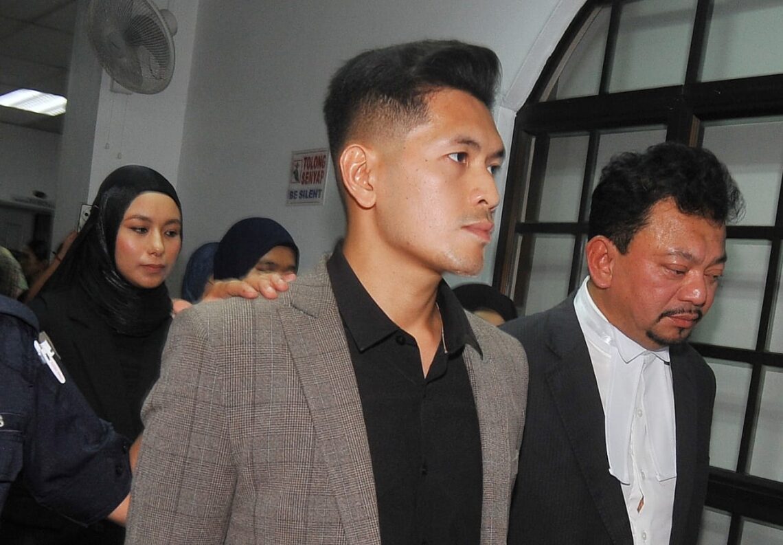 Dua pasangan suami isteri mengaku tidak bersalah pukul amah - Kosmo Digital